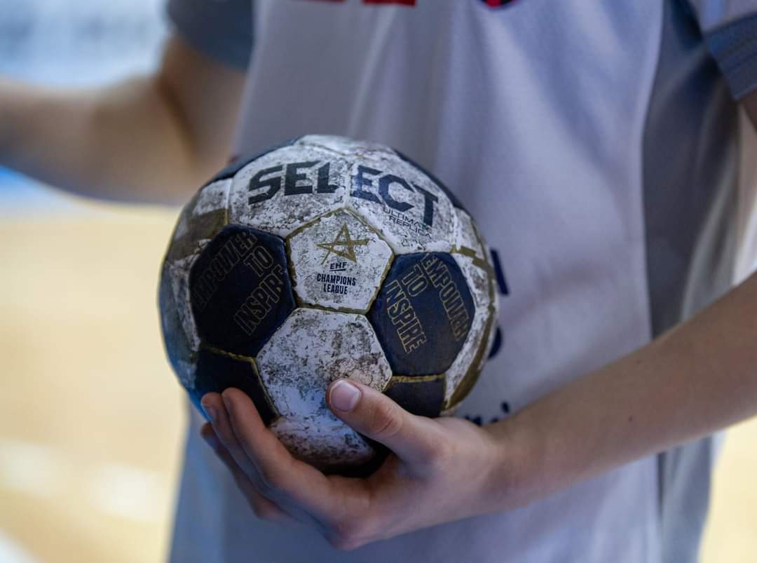 E ultima zi de handbal la cel mai înalt nivel la Sala Polivalentă din ...